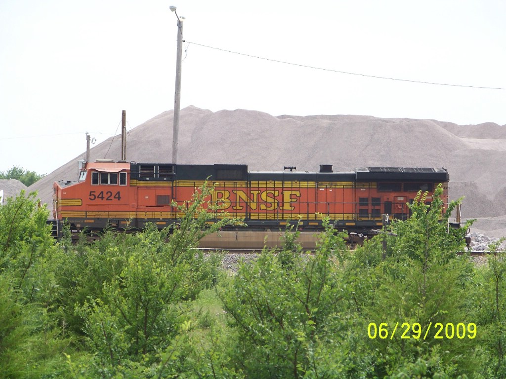 BNSF C44-9W 5424